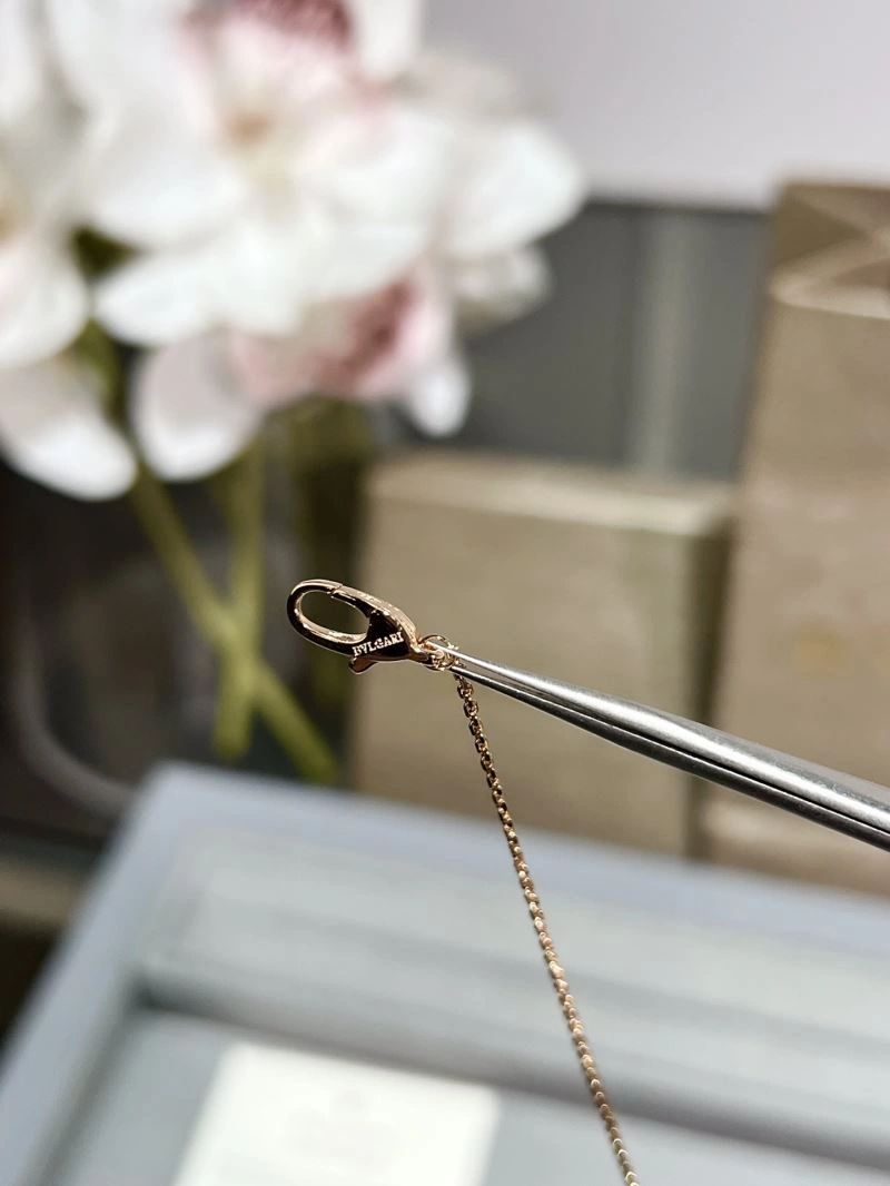 Top match Bvlgari Necklaces