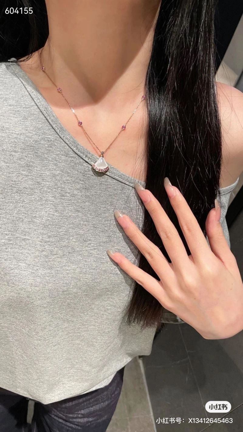 Top match Bvlgari Necklaces