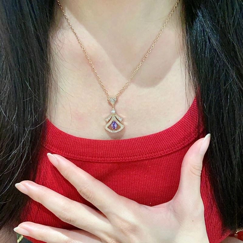 Brand-authenticated Bvlgari Necklaces