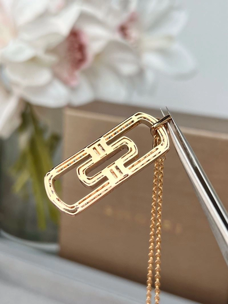 Low-cost Bvlgari Necklaces