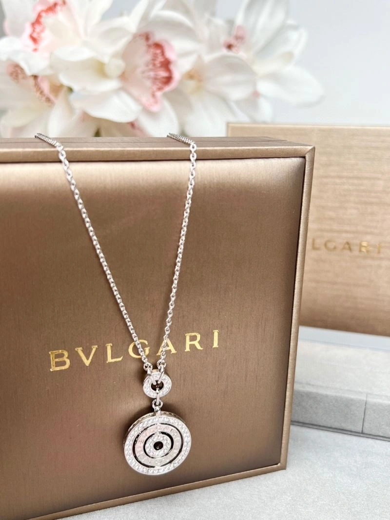 Cut-rate Bvlgari Necklaces