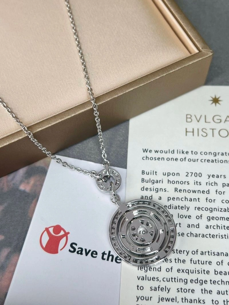 Cut-rate Bvlgari Necklaces