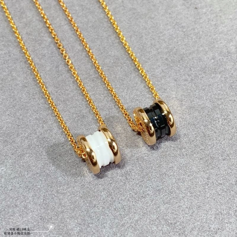 Top mirror Bvlgari Necklaces