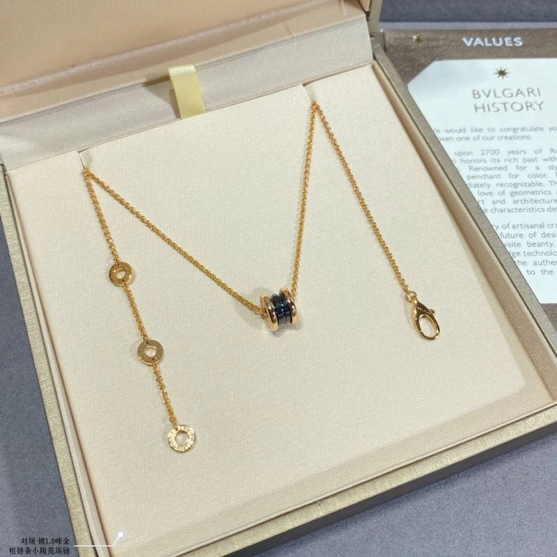 Top mirror Bvlgari Necklaces