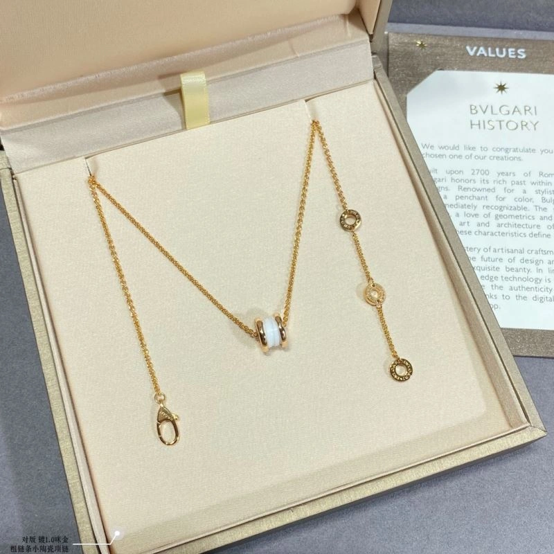 Top mirror Bvlgari Necklaces