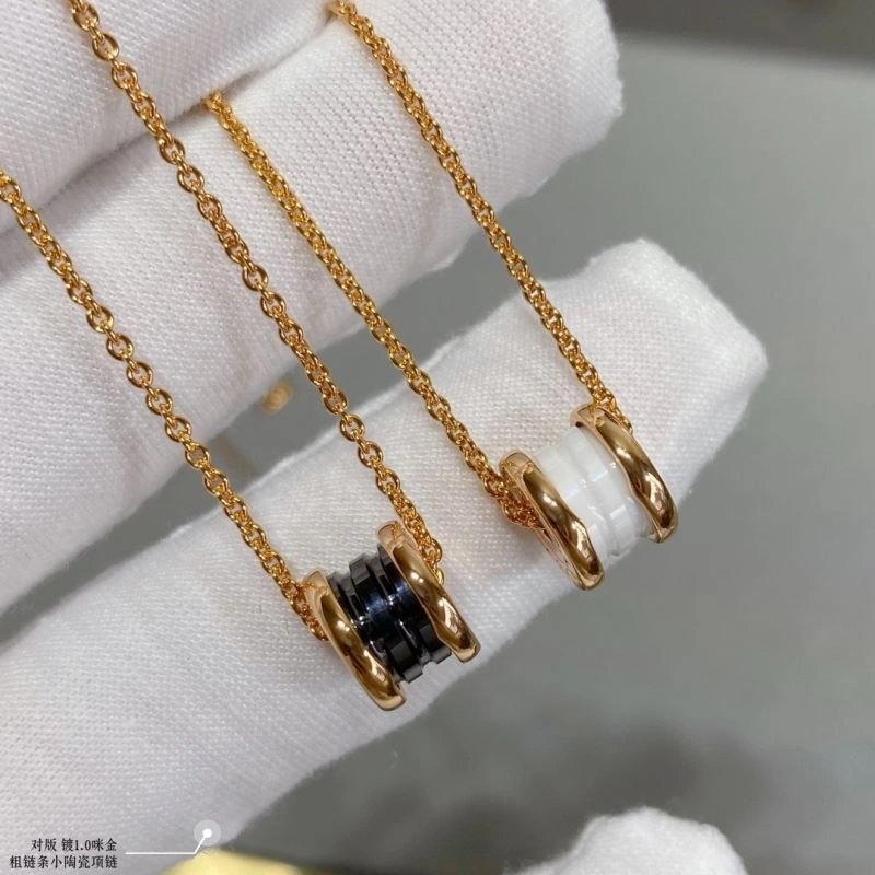 Top mirror Bvlgari Necklaces