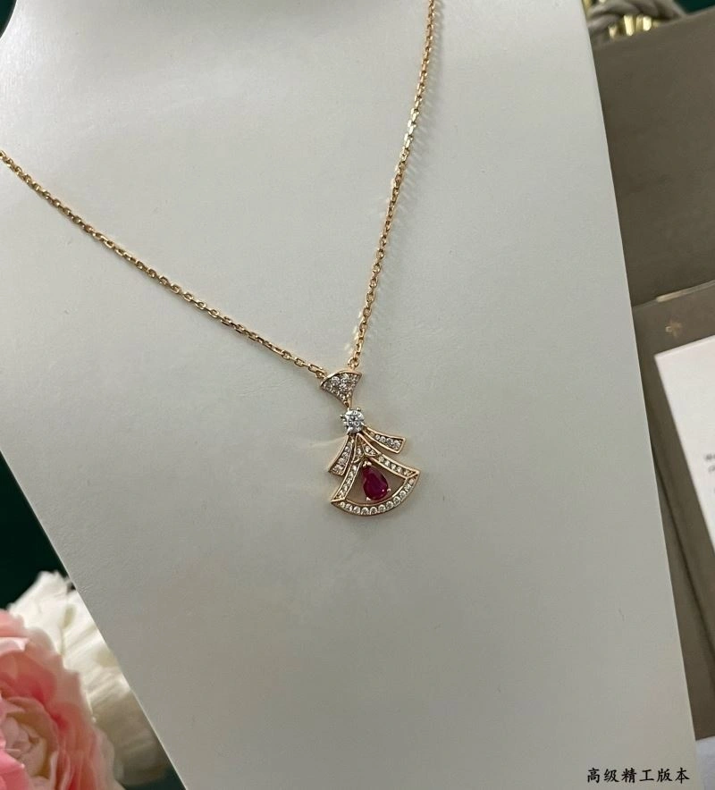 High fidelity Bvlgari Necklaces