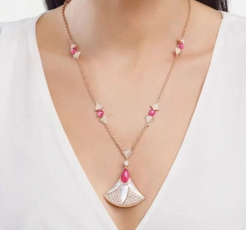 High fidelity Bvlgari Necklaces