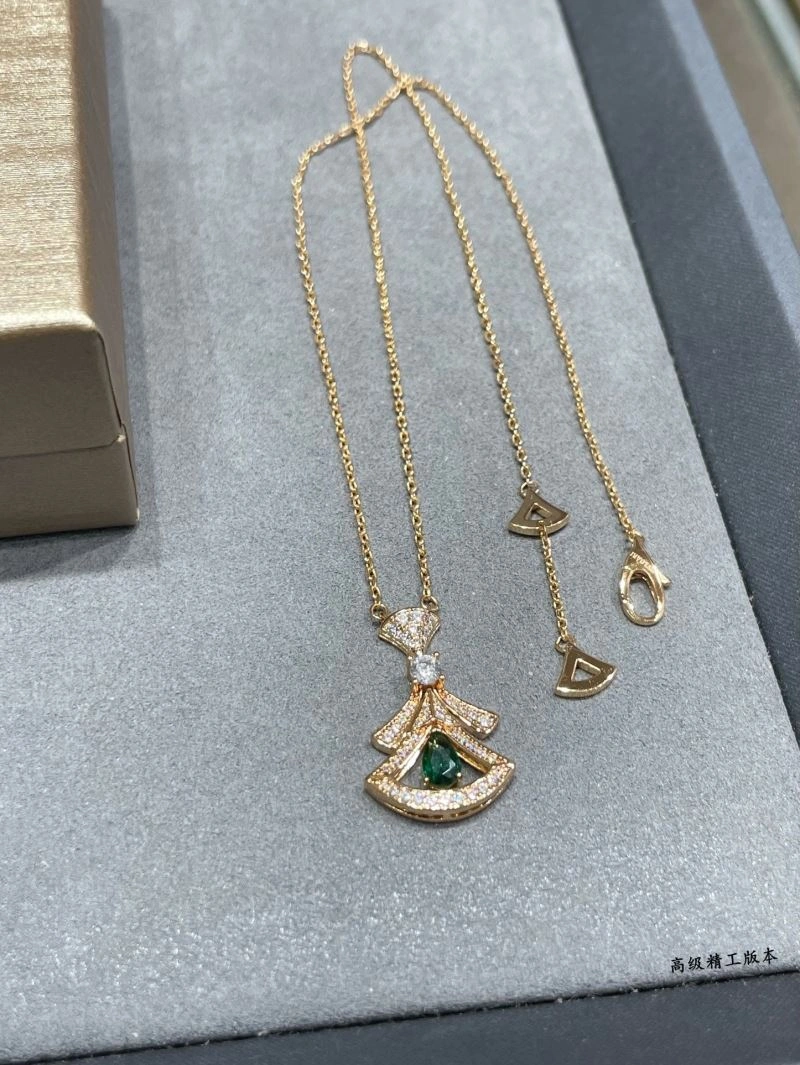 Top mirror Bvlgari Necklaces