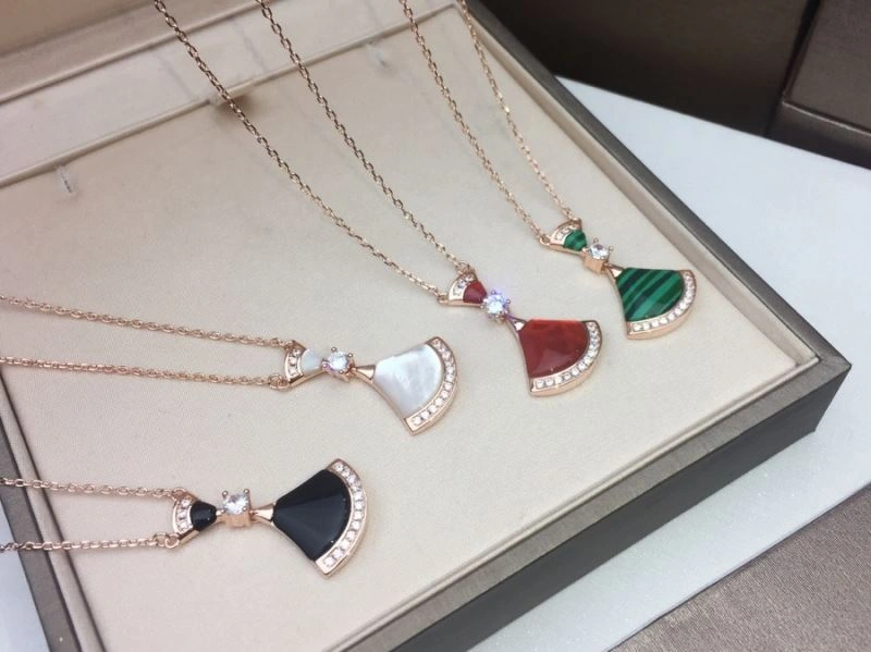 Official Bvlgari Necklaces
