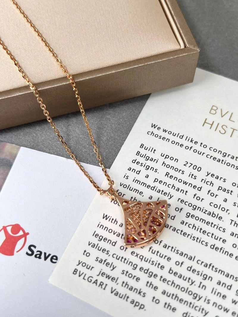 Official Bvlgari Necklaces