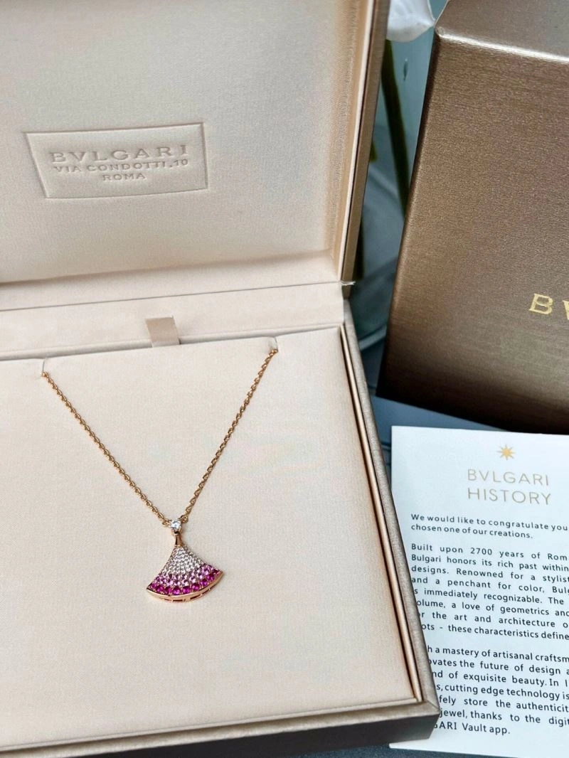 Official Bvlgari Necklaces