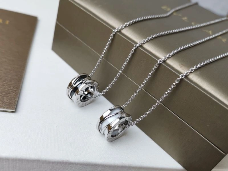 Discounted Bvlgari Necklaces