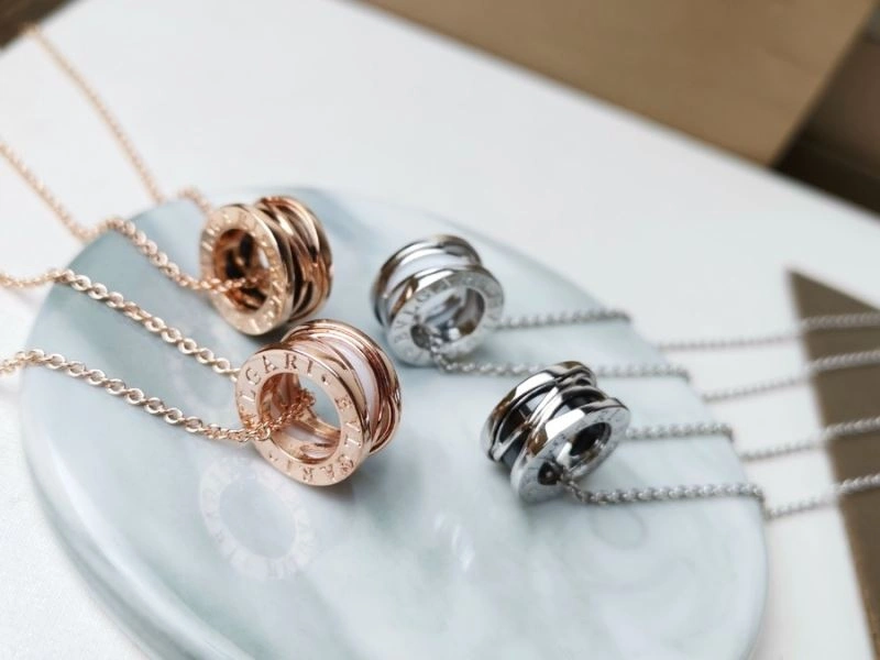 Discounted Bvlgari Necklaces