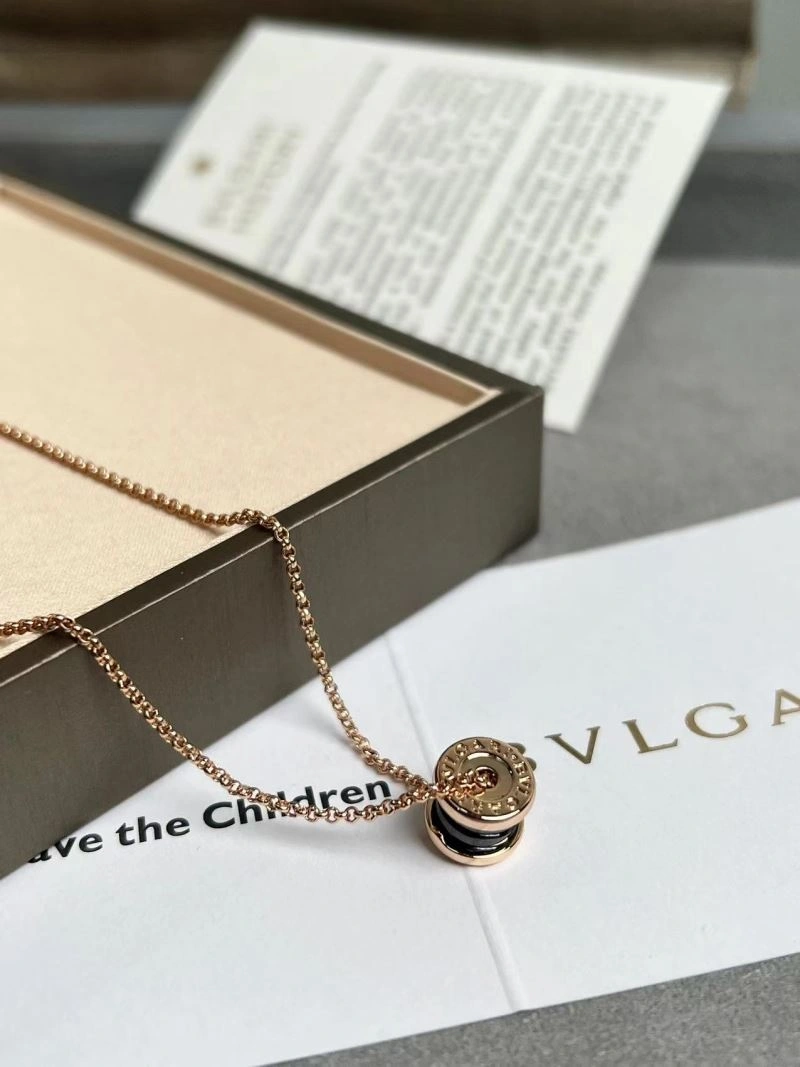 Cut-rate Bvlgari Necklaces