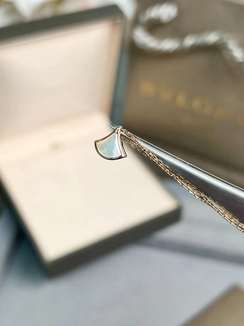 Factory-made Bvlgari Necklaces