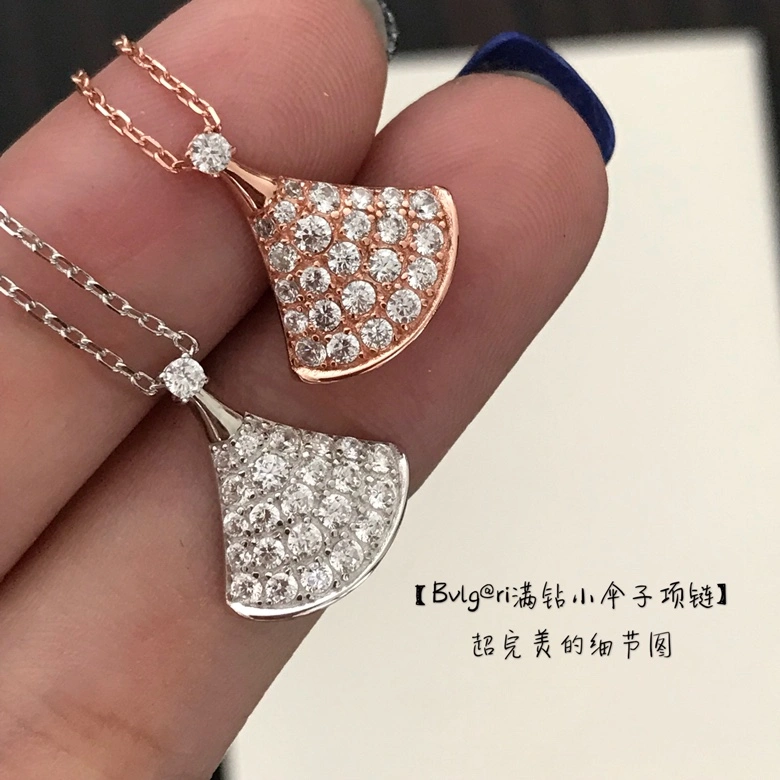 Accurate model Bvlgari Necklaces