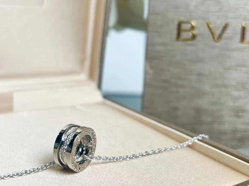 Exact replica Bvlgari Necklaces