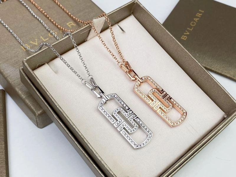 Real Bvlgari Necklaces