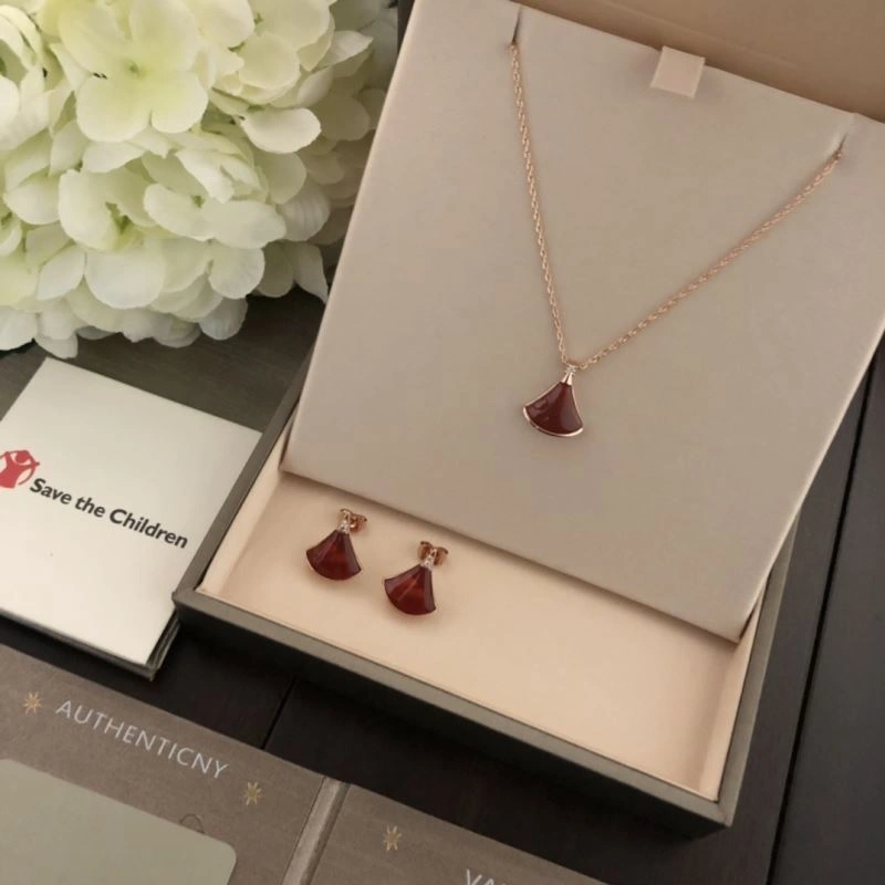 Factory-made Bvlgari Necklaces