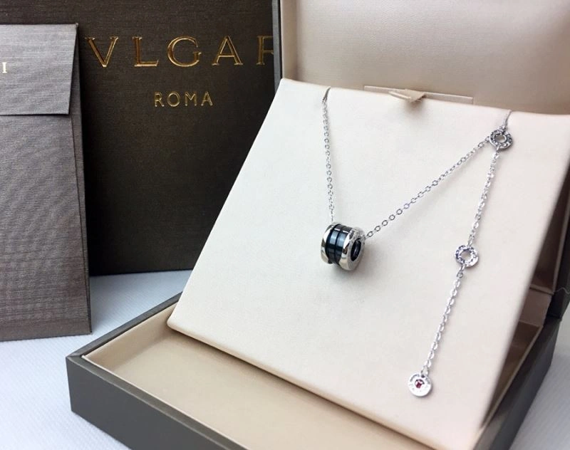 Real Bvlgari Necklaces