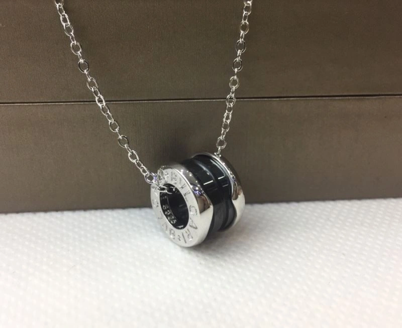 Real Bvlgari Necklaces