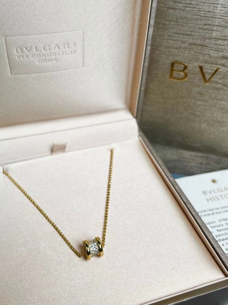 Legit Bvlgari Necklaces