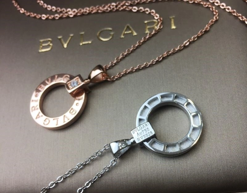 Discounted Bvlgari Necklaces