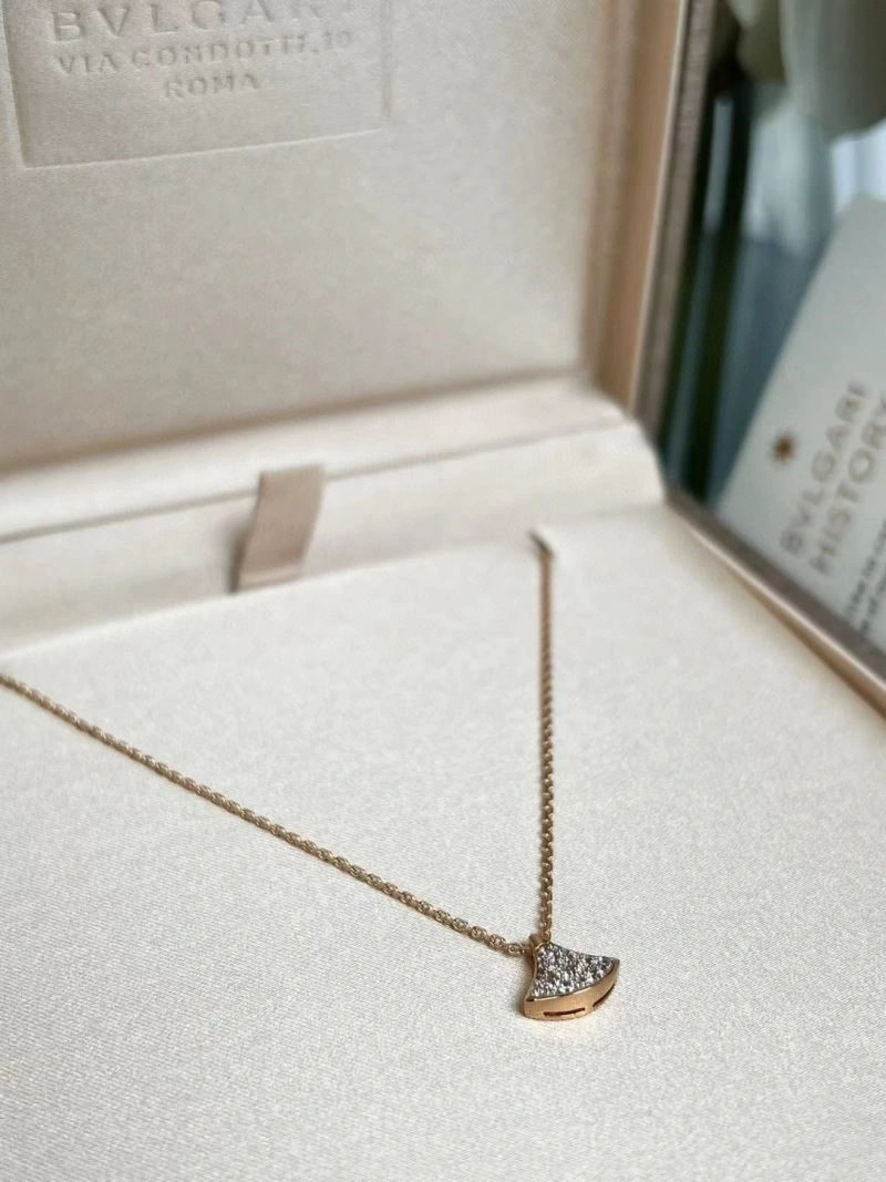 Exact replica Bvlgari Necklaces