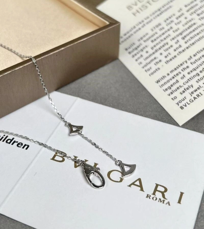 Brand-authenticated Bvlgari Necklaces