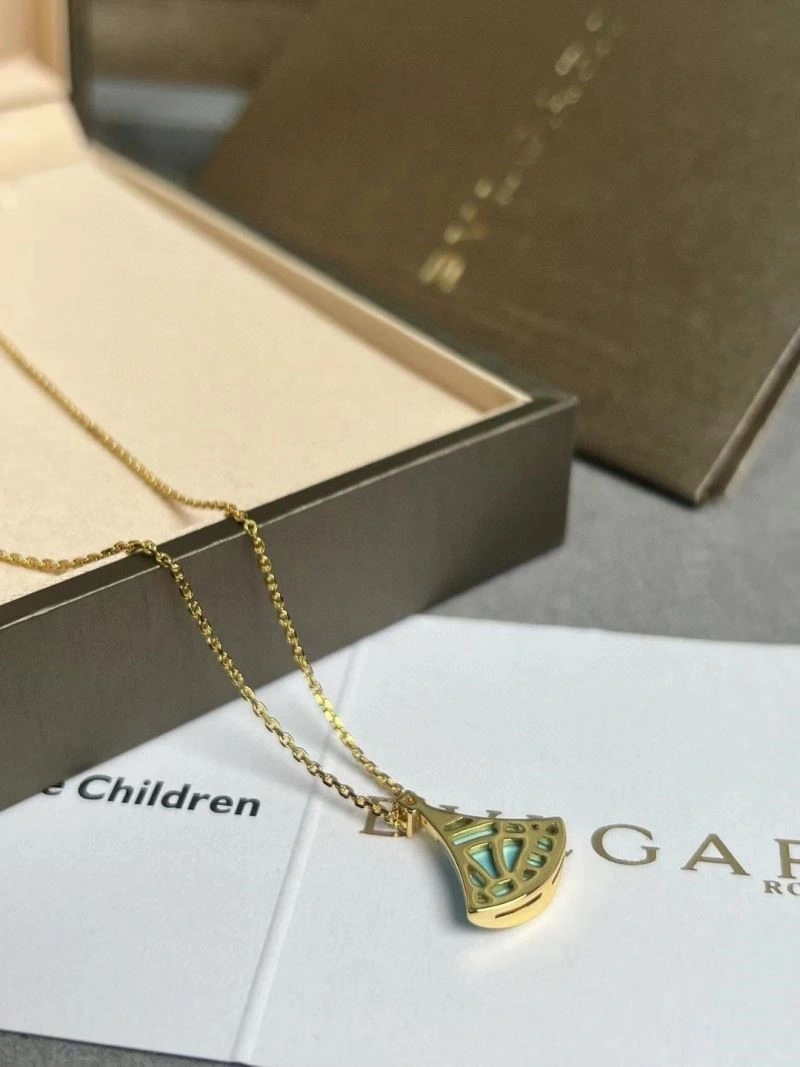 Top mirror Bvlgari Necklaces