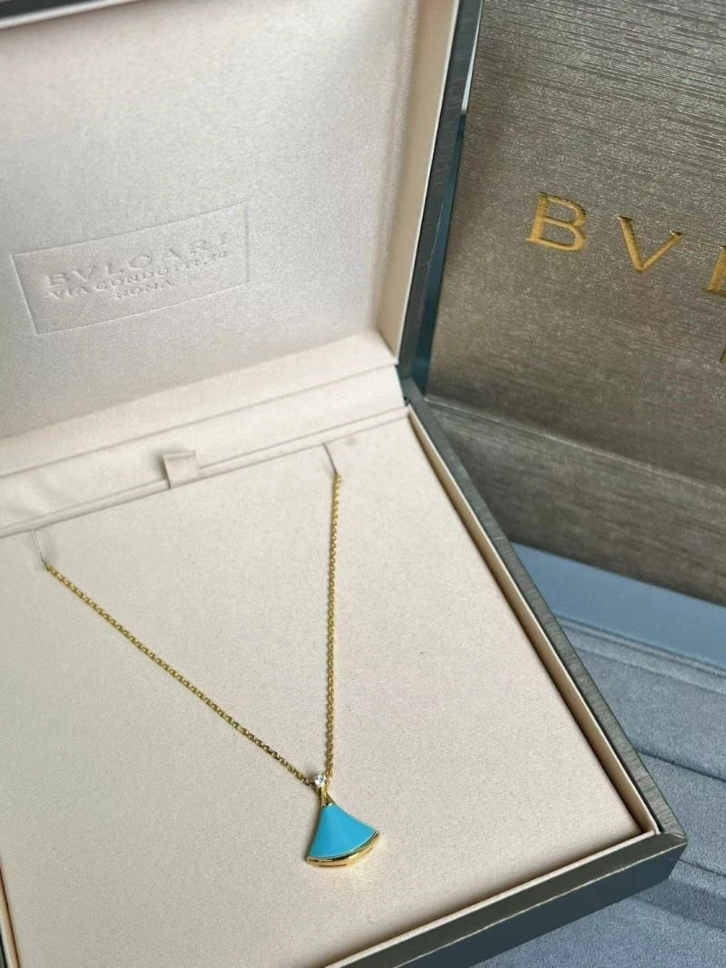 Top mirror Bvlgari Necklaces