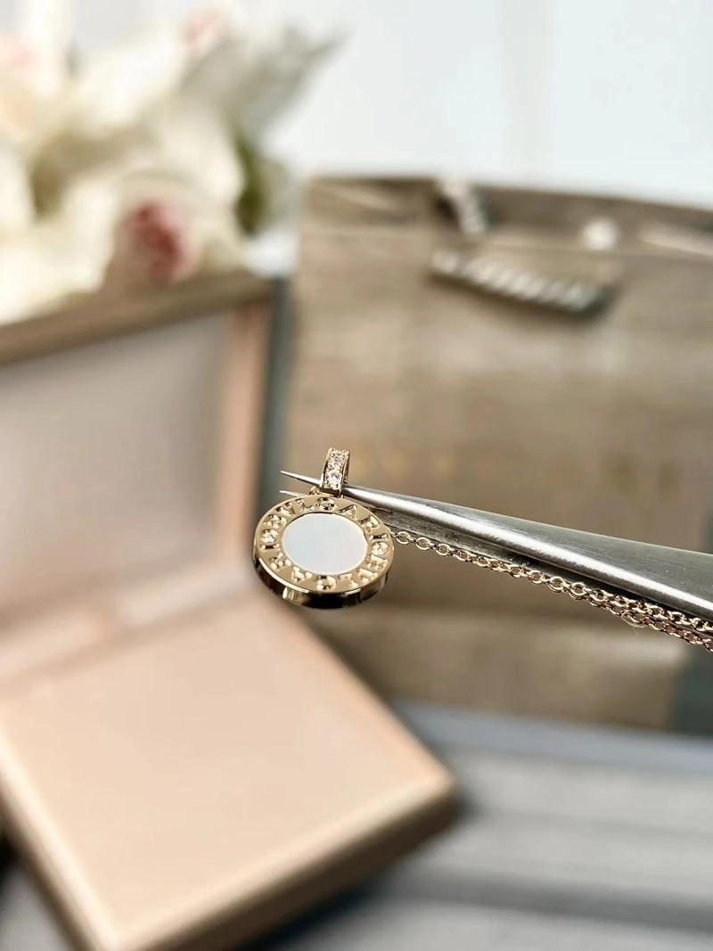 Affordable Bvlgari Necklaces