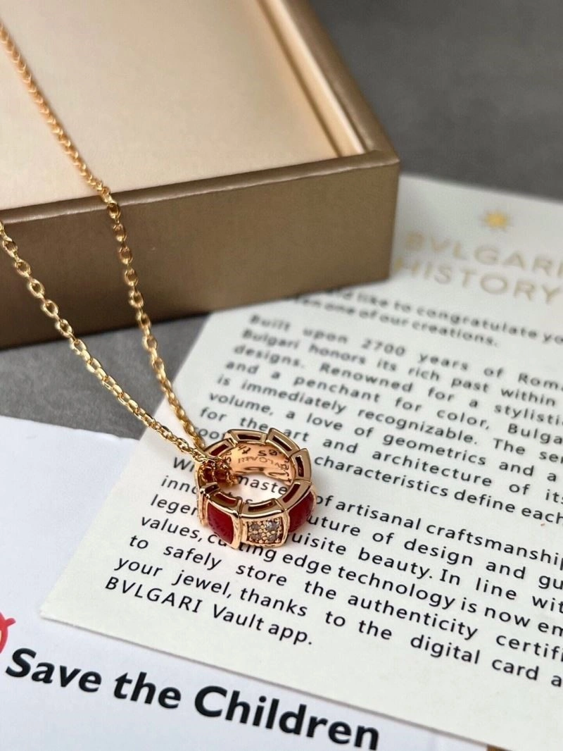 Perfect replica Bvlgari Necklaces