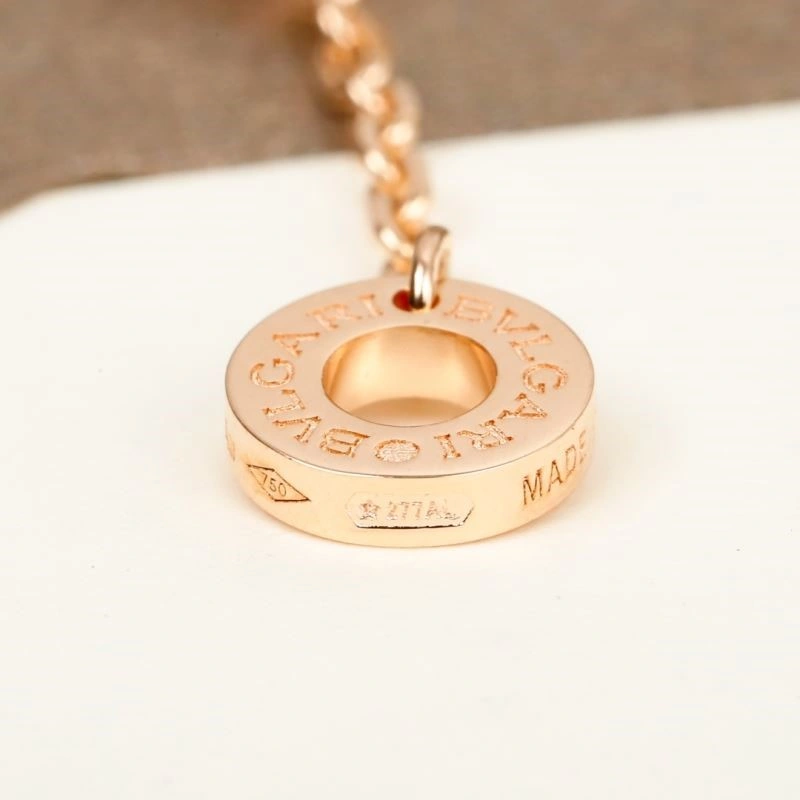 Low-cost Bvlgari Necklaces