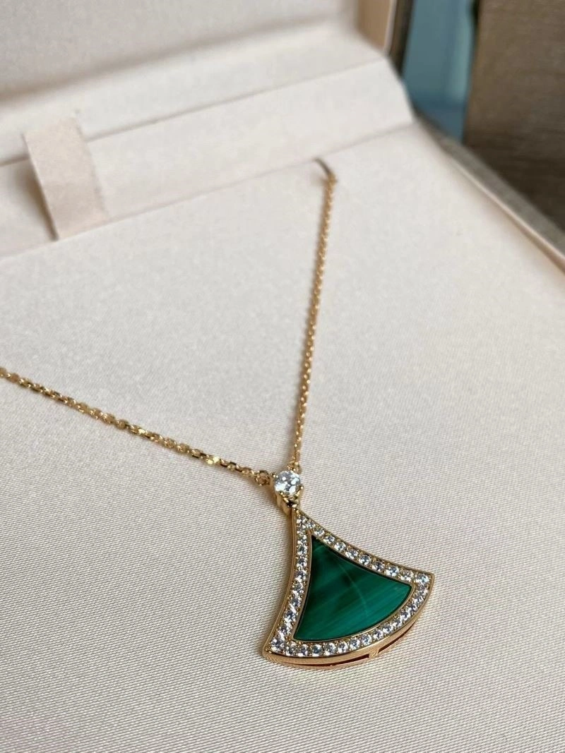 Exact replica Bvlgari Necklaces