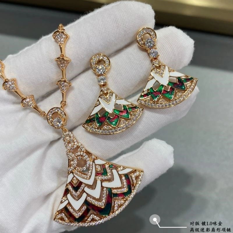 OEM Bvlgari Necklaces
