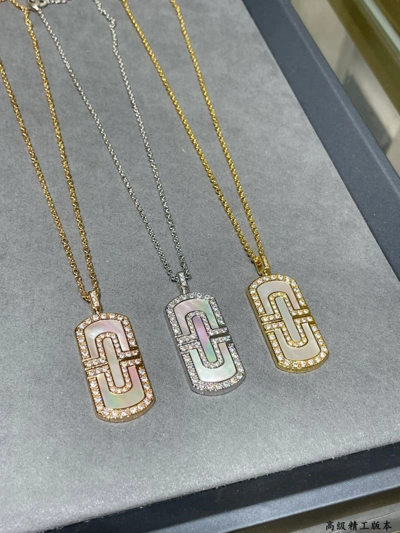 Brand-authenticated Bvlgari Necklaces