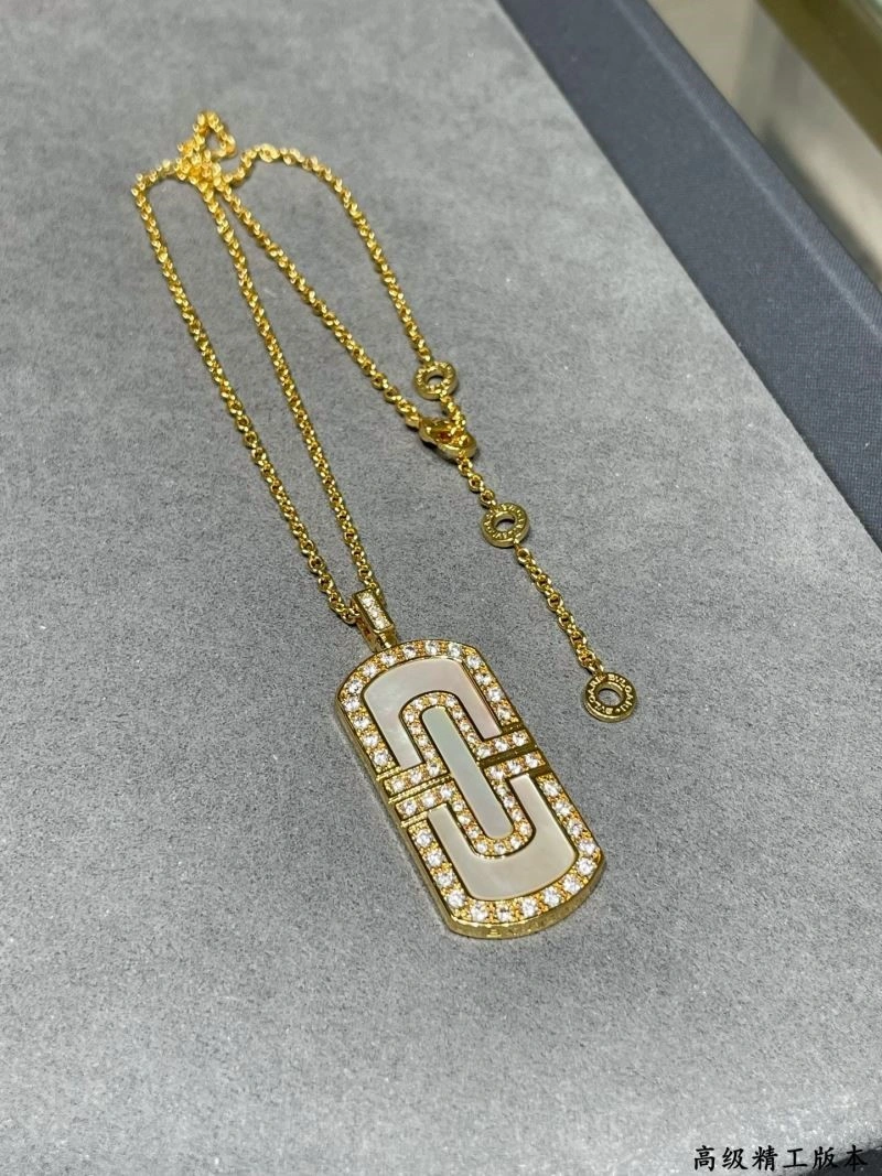 Brand-authenticated Bvlgari Necklaces