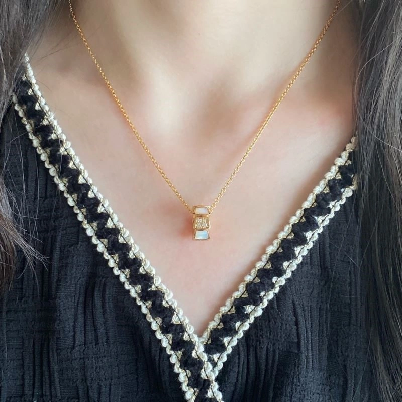 Official Bvlgari Necklaces