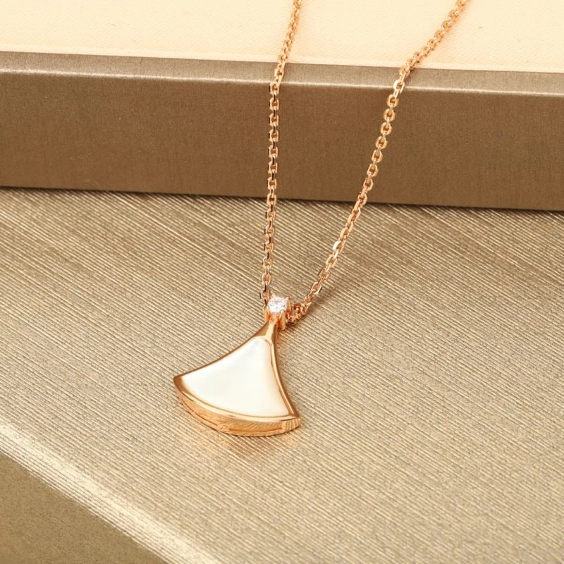 Brand-authenticated Bvlgari Necklaces