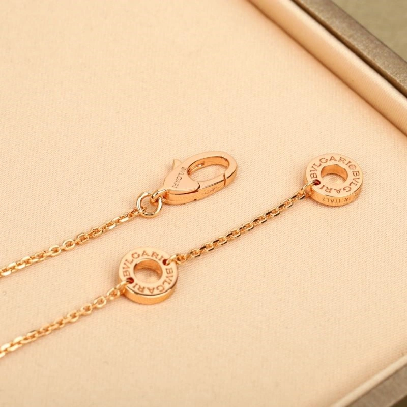 Brand-authenticated Bvlgari Necklaces