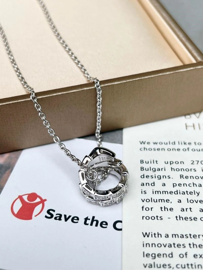 Real Bvlgari Necklaces