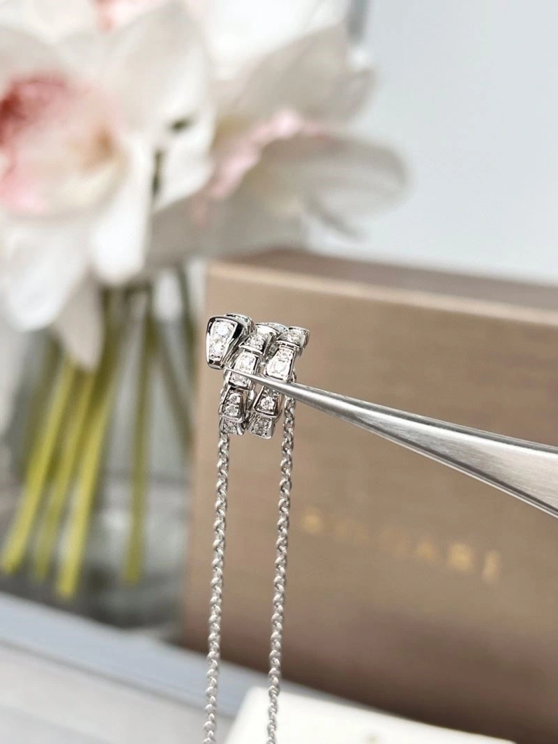 Real Bvlgari Necklaces