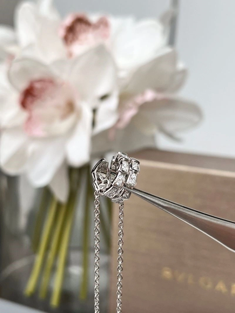 Real Bvlgari Necklaces