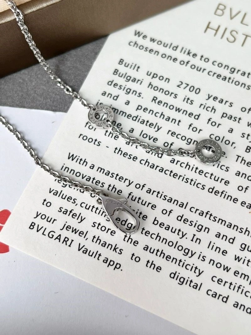 Bargain Bvlgari Necklaces