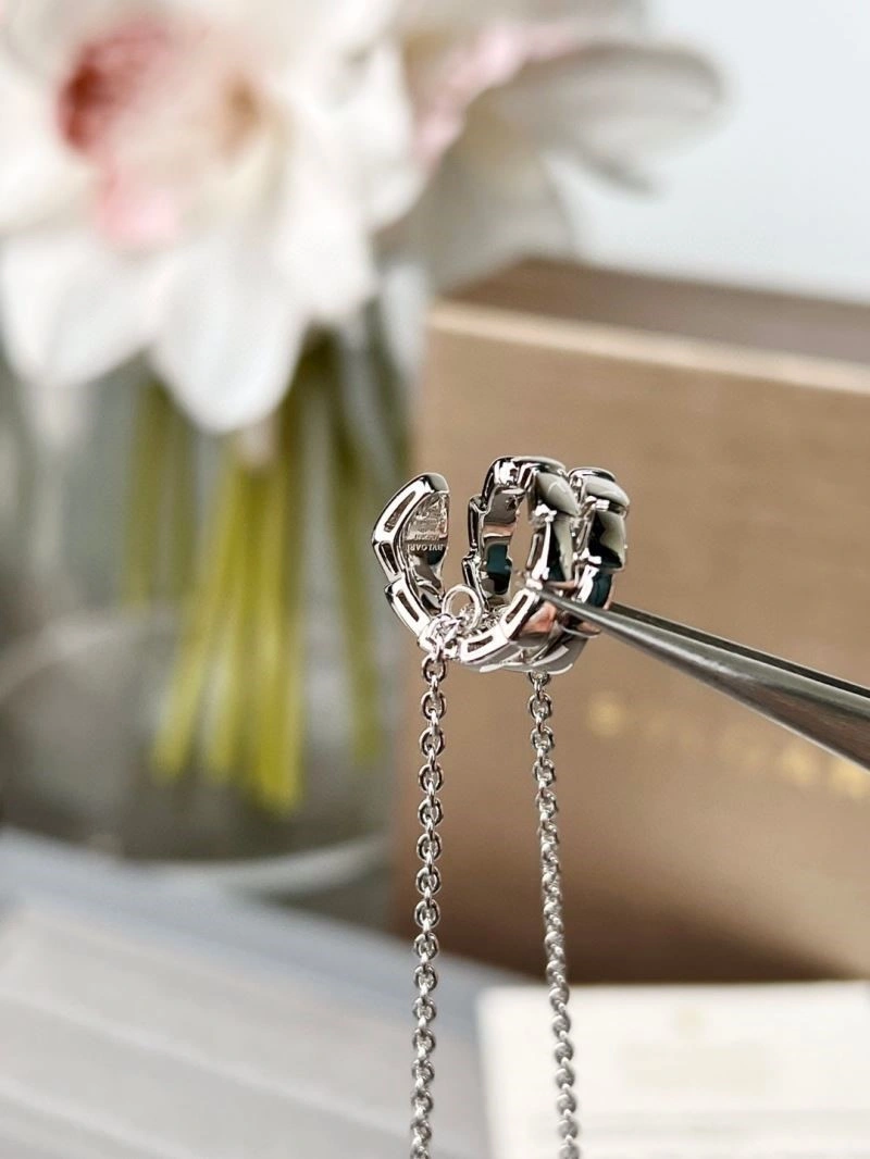 Bargain Bvlgari Necklaces