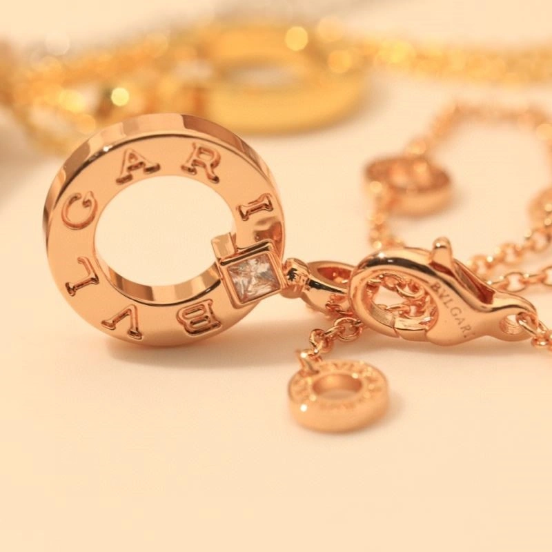 Economical Bvlgari Necklaces