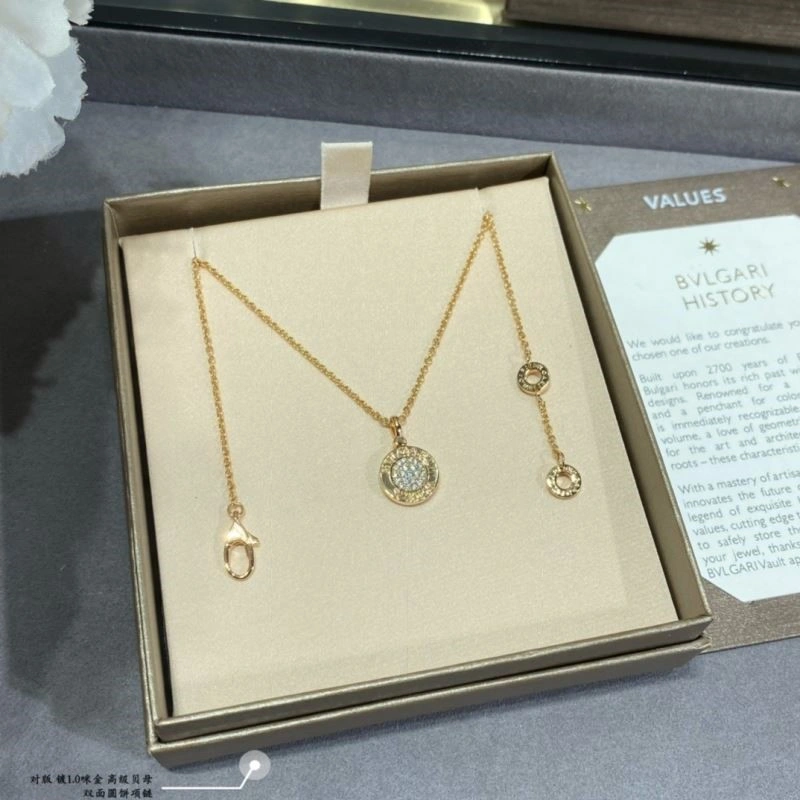 Precise copy Bvlgari Necklaces