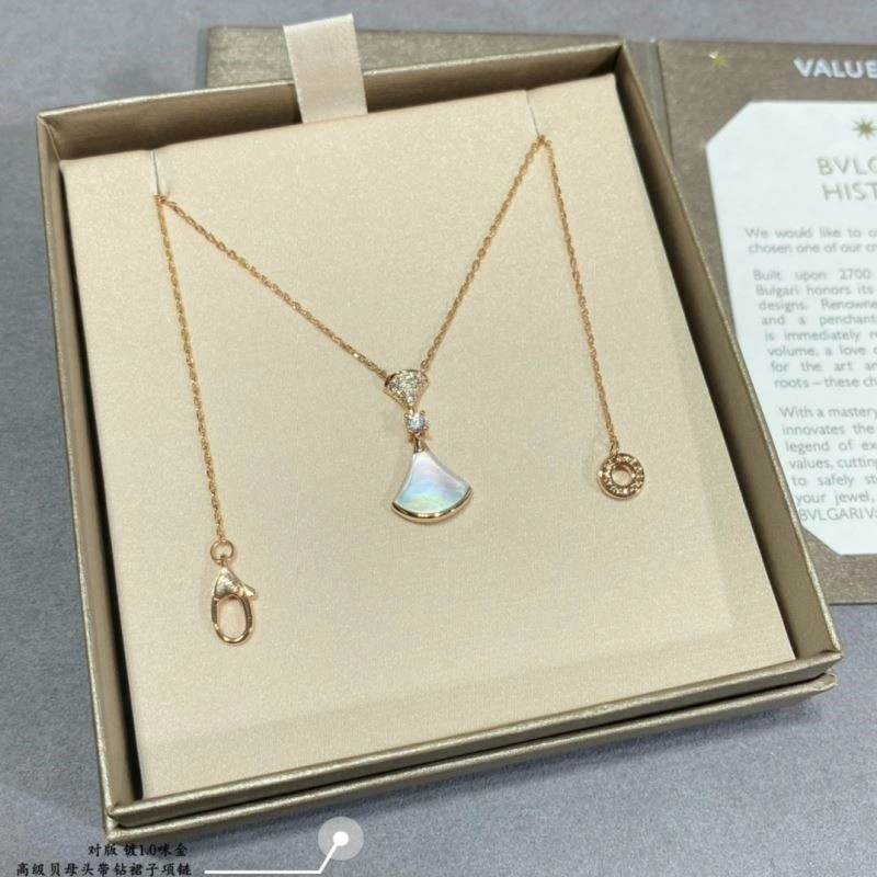 Inexpensive Bvlgari Necklaces